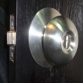 Silver Cylindrical Lock Set For Bathroom